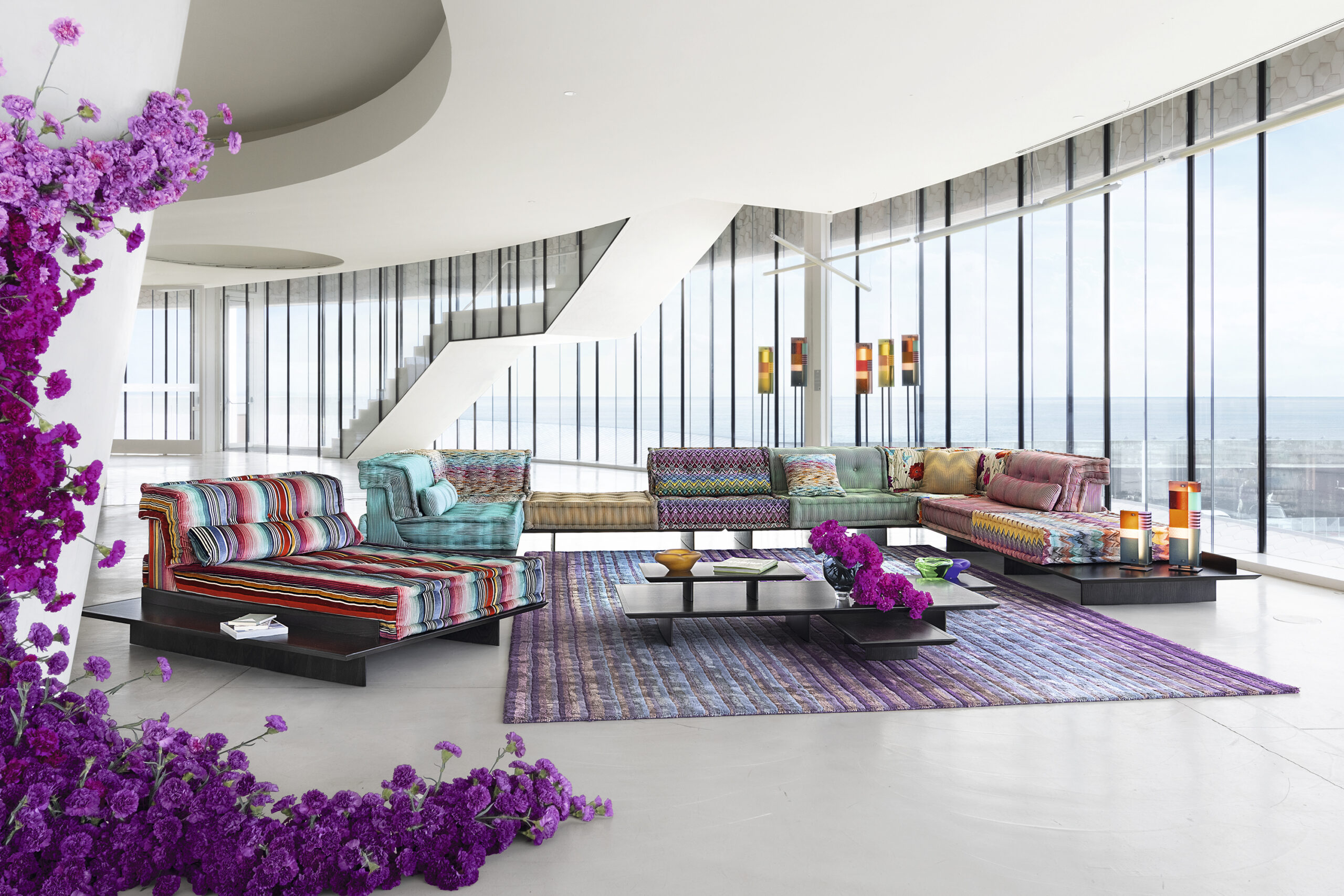 Roche Bobois OSAKA | Shops & Restaurants | Yodoyabashi Station One ...